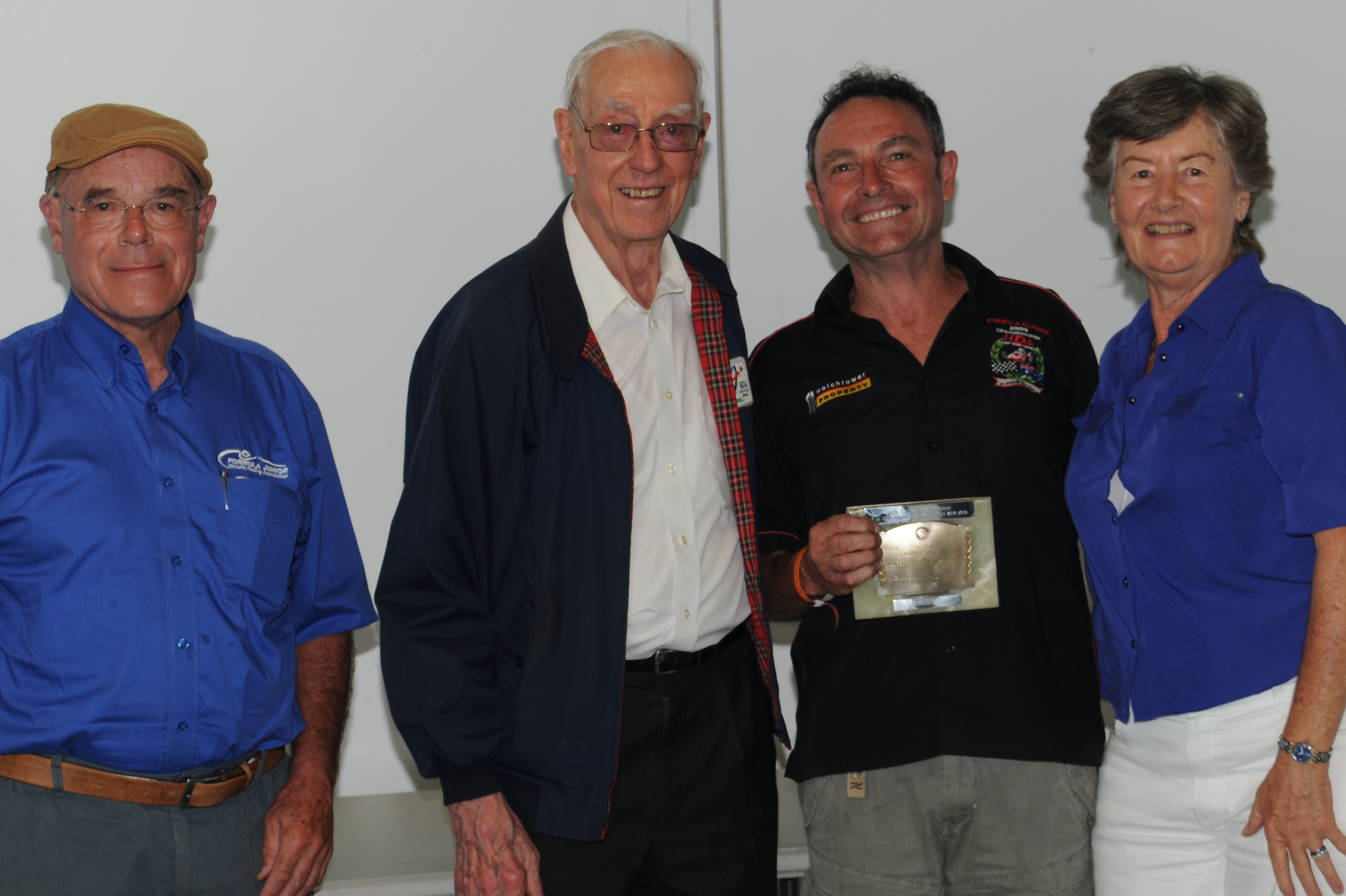 duncan-rabagliati-with-ron-tauranac-martin-bullock-and-margaret-ealand ...